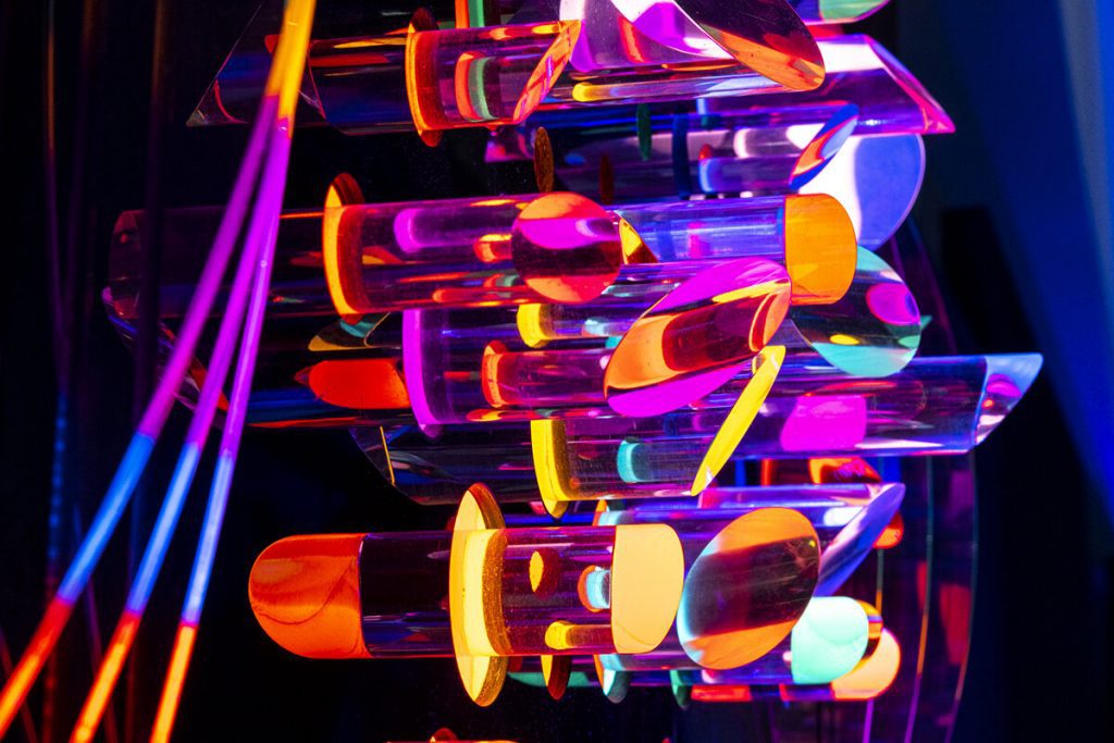Lumonics Mind Spa: Light Intersection